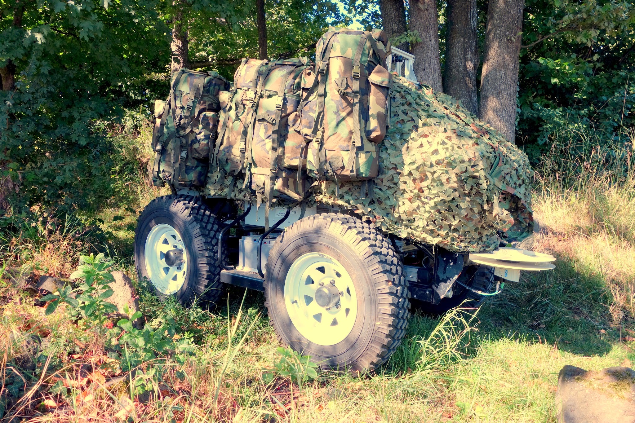 10 years experience in autonomous navigation - EFFIDENCE ROBOTICS